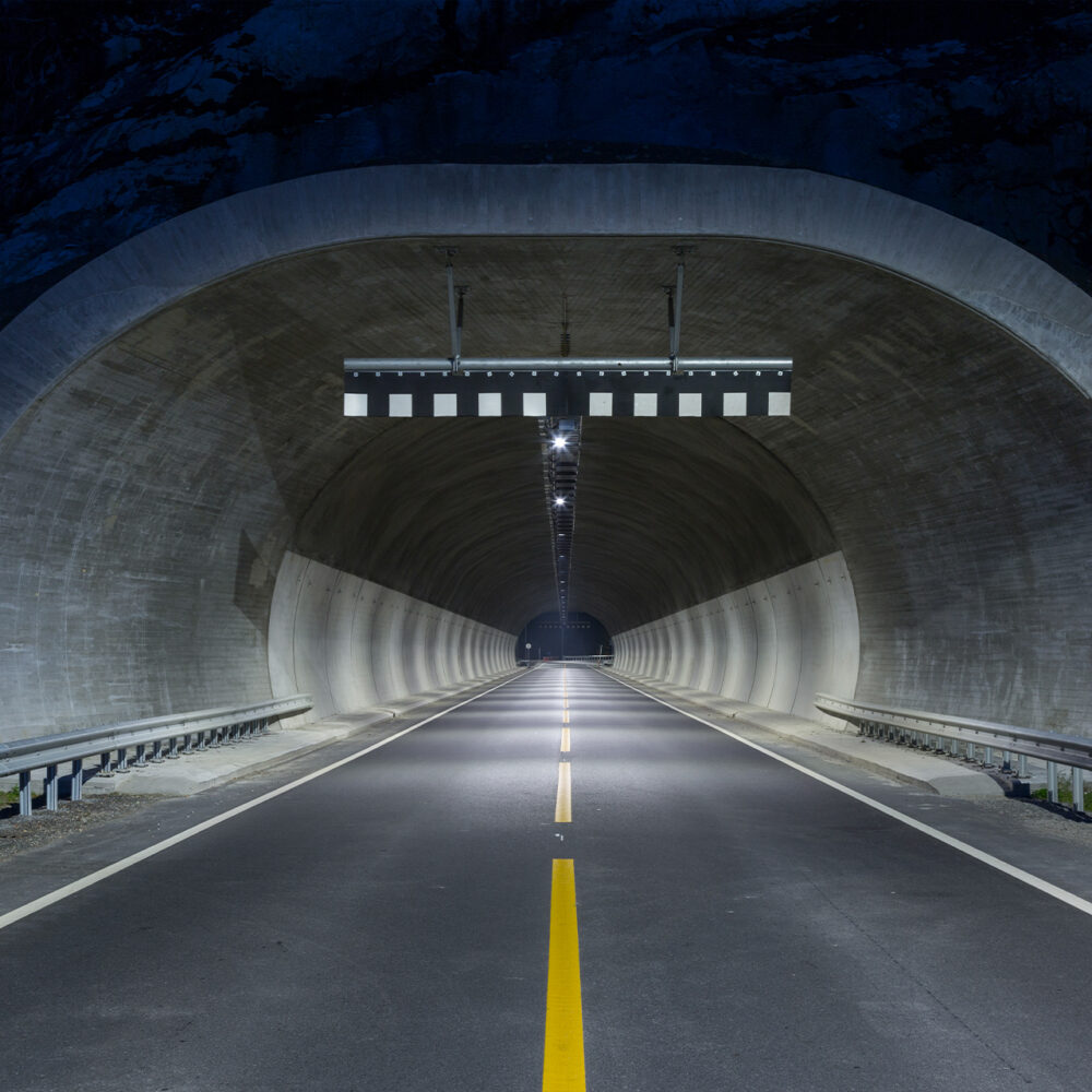 Tunnel lighting and underpass LED lights | AEC Illuminazione