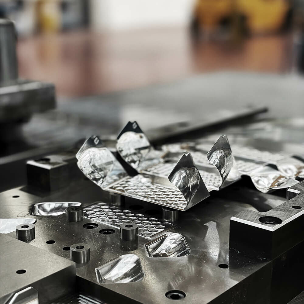 PENTHA is the new optical module of AEC - AEC Illuminazione